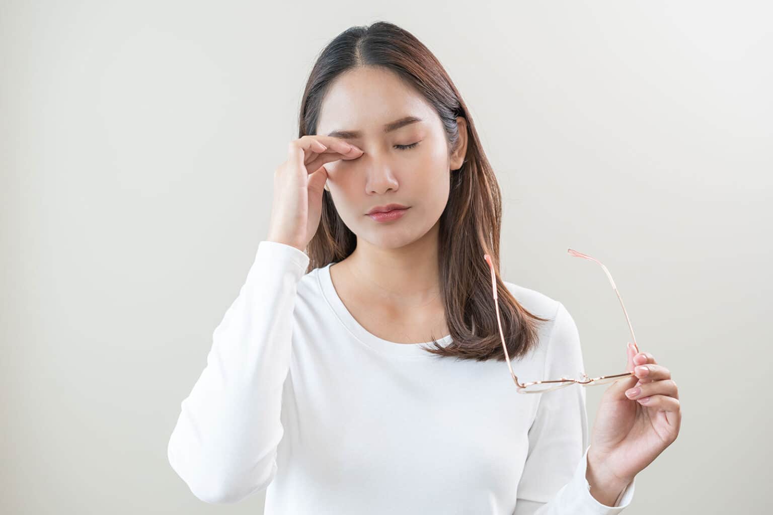 Can Alcoholism Affect Eyesight? | Vision Problems Linked to Alcohol Use ...