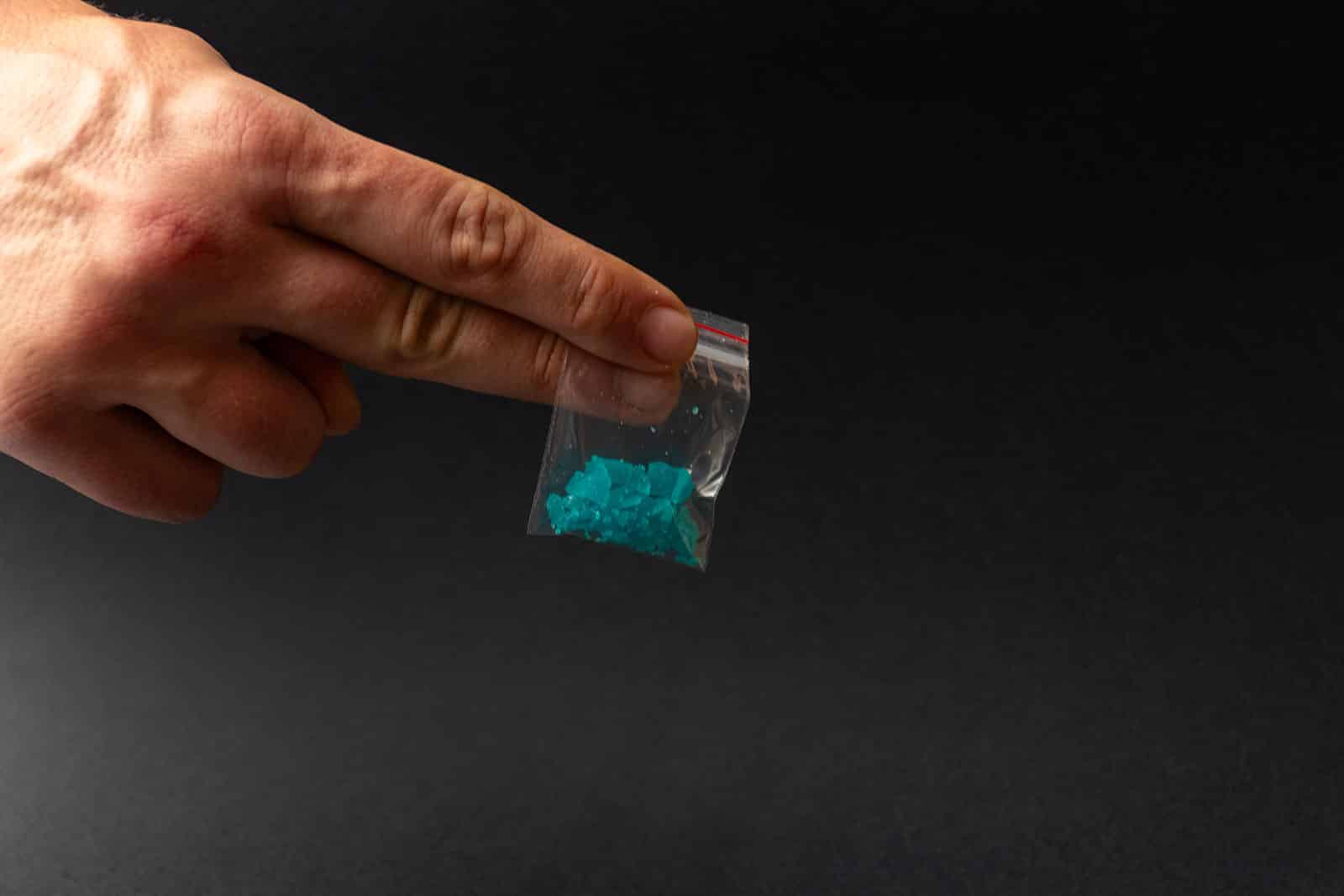 Meth vs Crack: Differences, Effects & Dangers Explained - Recreate Life Counseling